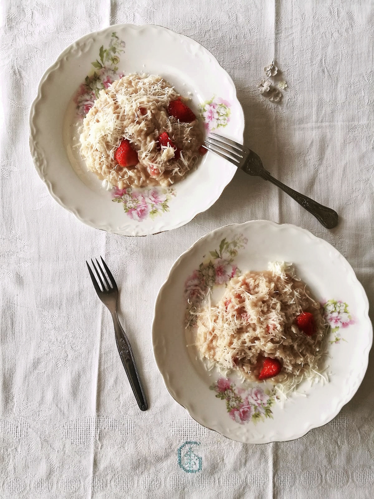 Strawberry-risotto – Tessa Kiros
